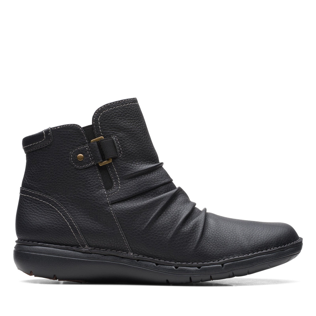 Clarks Un Loop Top 26168673 Womens Black Wide Leather Ankle & Booties ...