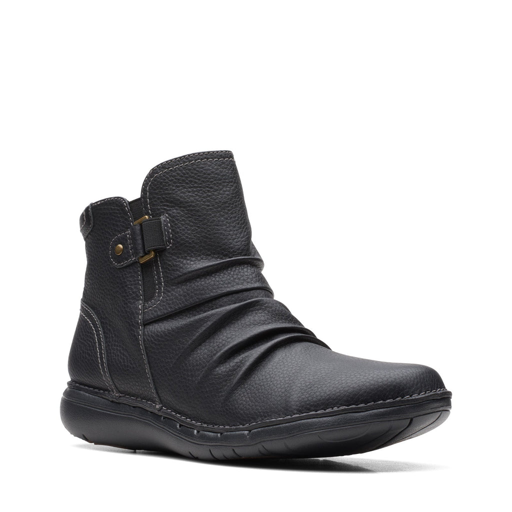 Clarks Un Loop Top 26168673 Womens Black Wide Leather Ankle & Booties ...